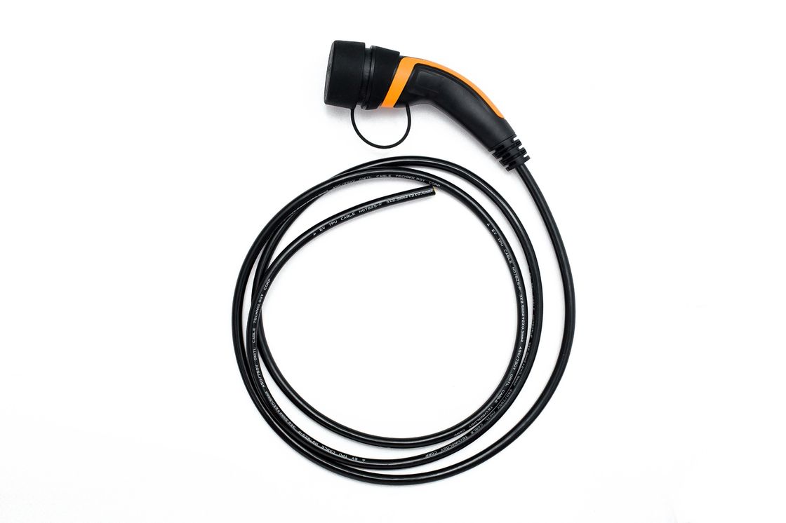 3 Phase Type 2 Tethered Home Charging Cable 380V IEC 62196-2